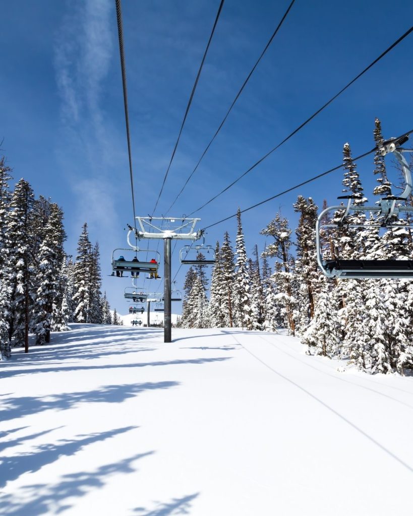 9 Places to Ski and Snowboard in Vermont - Shorelines Illustrated